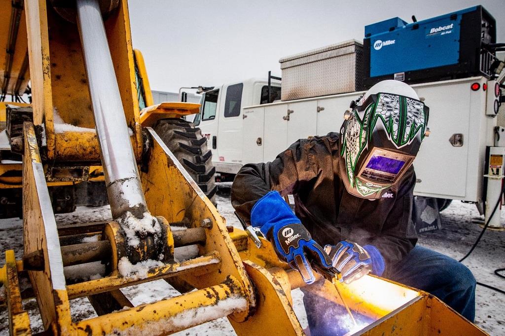 ITW Welding Singapore | How to Select a Diesel Engine Welding Machine?